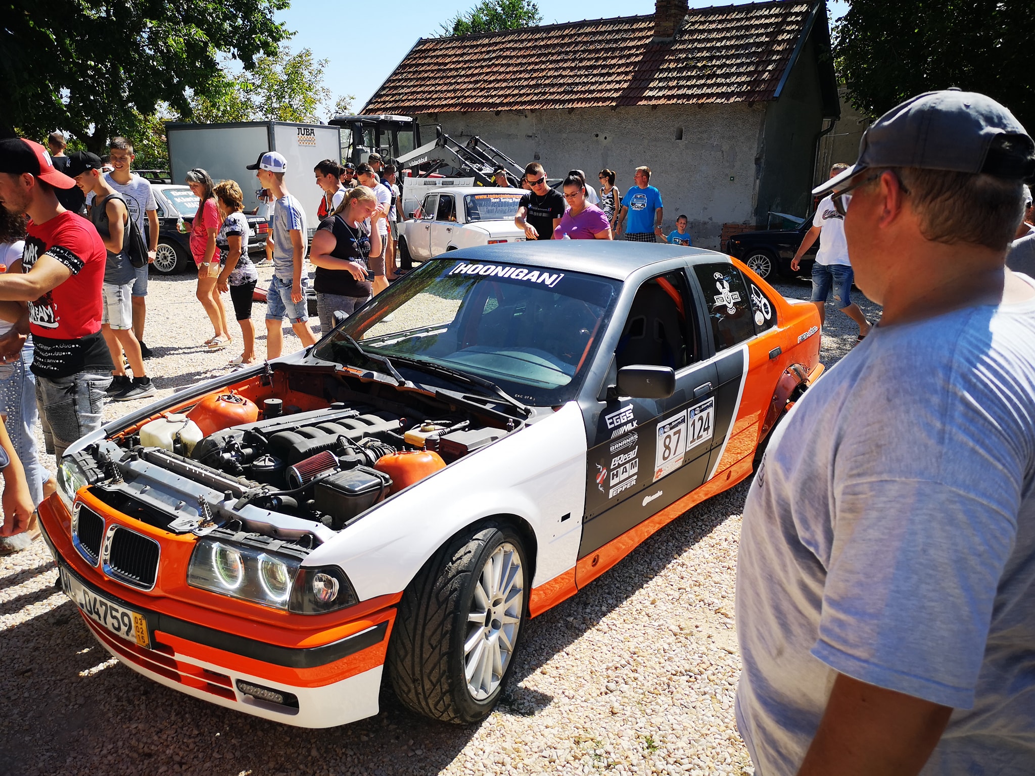 6. alkalommal rendeztek Lada-BMW találkozót Csengelén – Cs3.hu