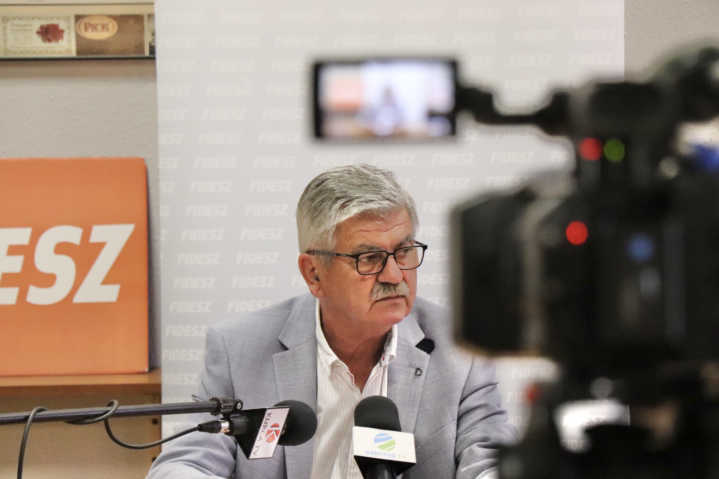 Farkas Sándor: Nem szűnik meg a drámatagozat, hanem egy régóta ...